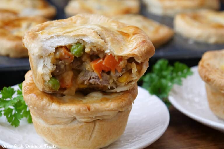 Mini Beef Pot Pies - Great Grub, Delicious Treats