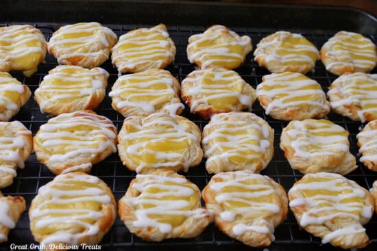 Lemon Pastries (Bite-Size Puff Pastry) - Great Grub, Delicious Treats