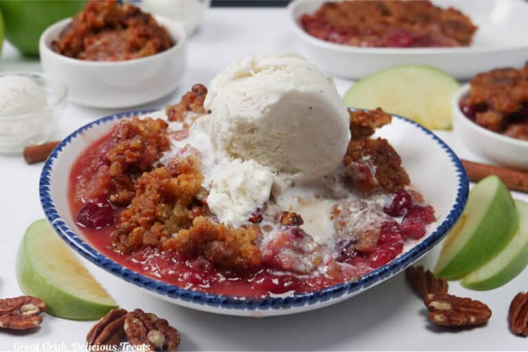 Apple Cranberry Crisp - Great Grub, Delicious Treats