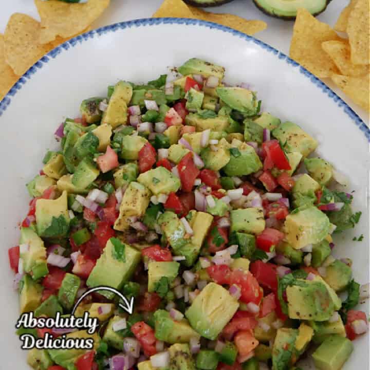 Chunky Avocado Salsa - Great Grub, Delicious Treats