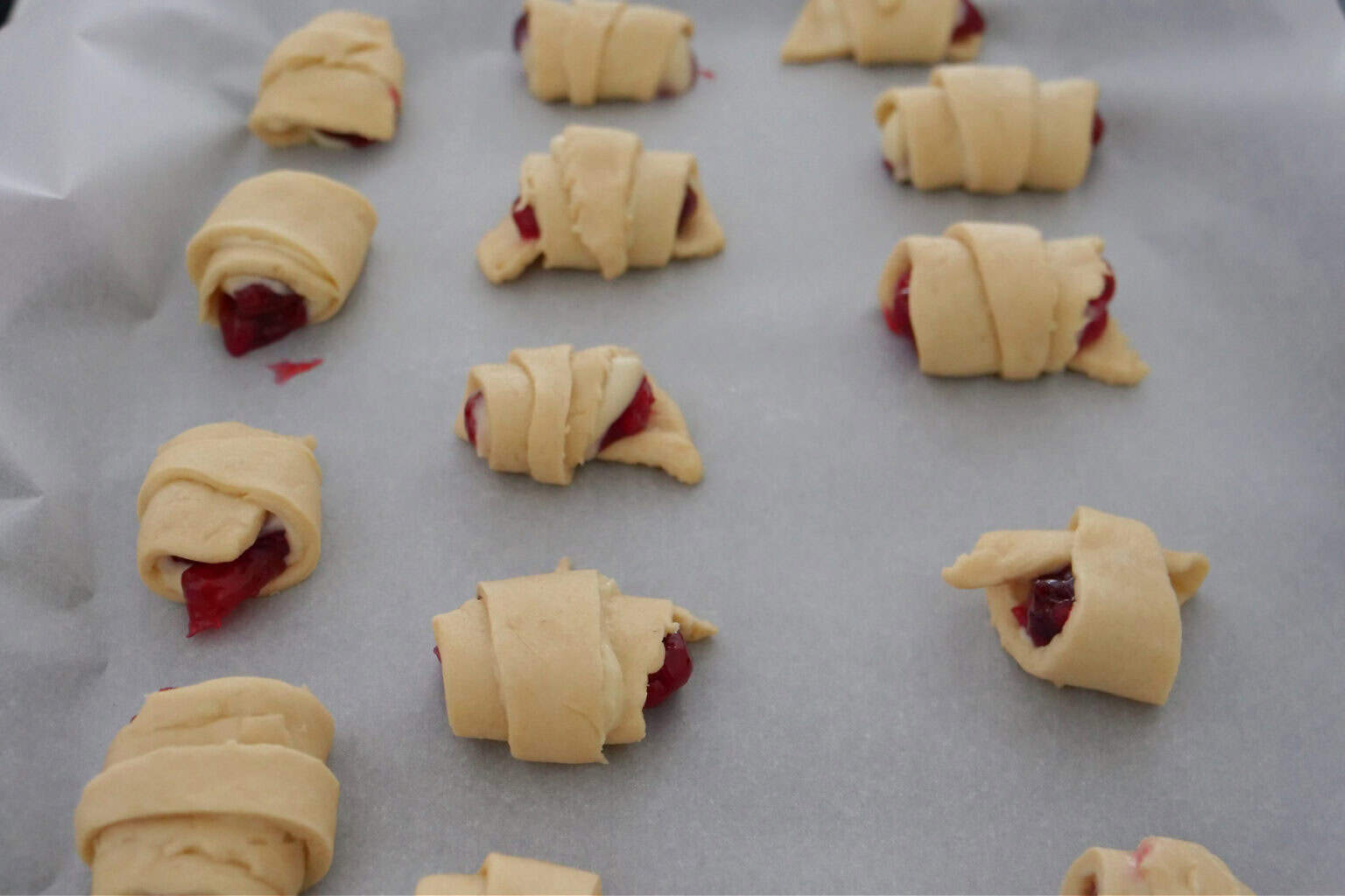 Cranberry Cream Cheese Bites - Great Grub, Delicious Treats